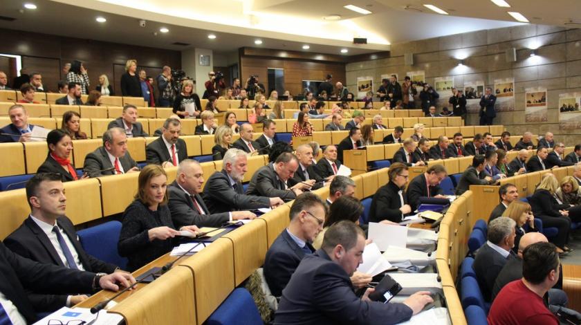 Dnevnik.ba: SIP je izborom srpskih izaslanika prekršio Ustav FBIH – EU ...